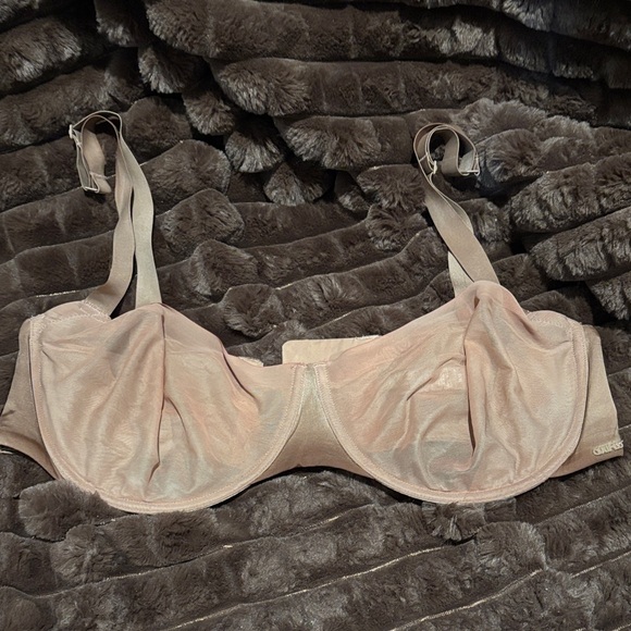 Chantelle | Intimates & Sleepwear | Skims Unlined Balconette Bra | Poshmark